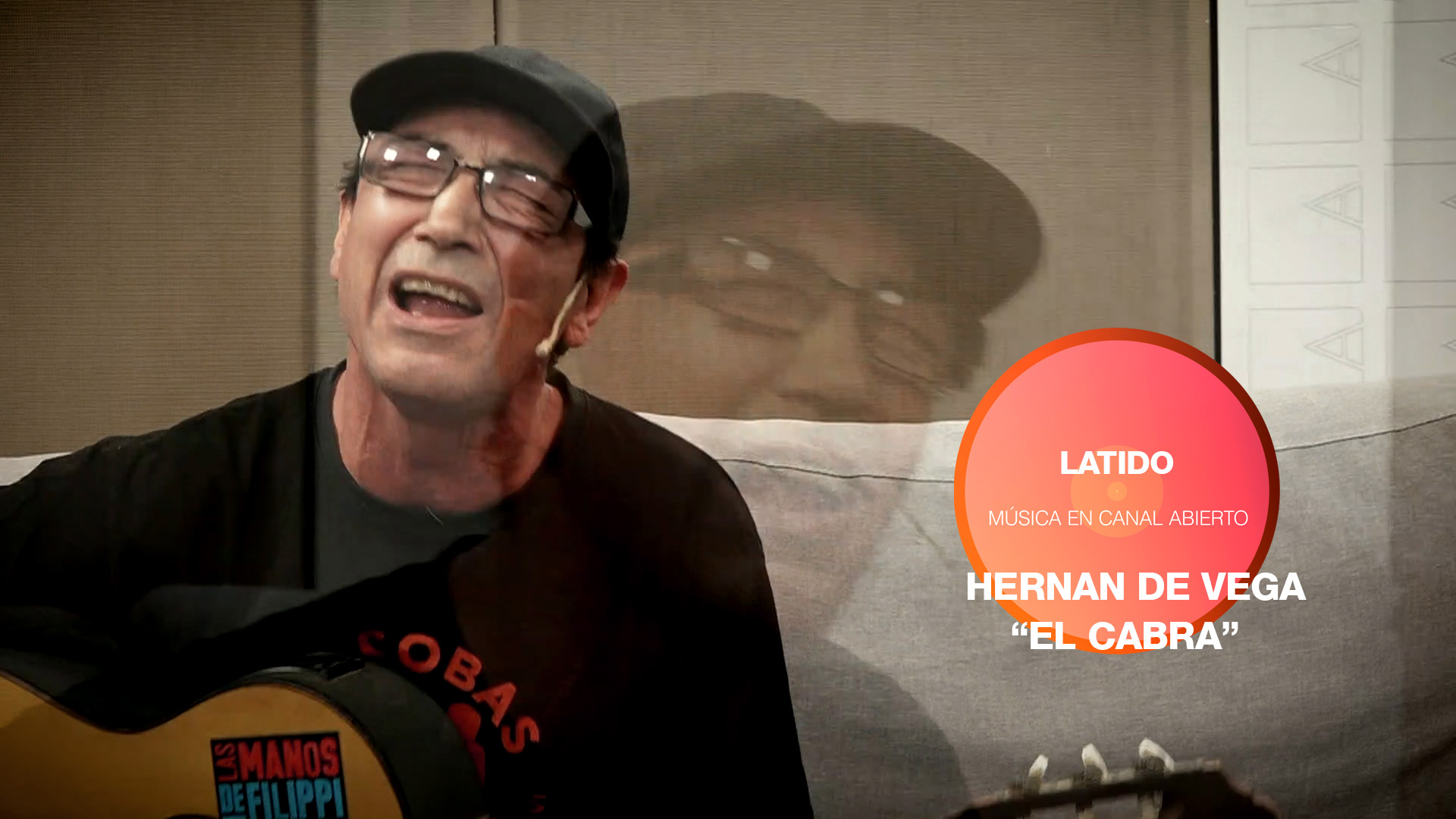 “Con Milei, más que hacer canciones, urge que salgamos a la calle ...